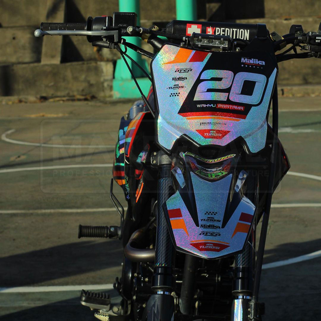 Trill Motorcycle Trend Decal 2022: Extreme But Still Cool – MAXDECAL ...